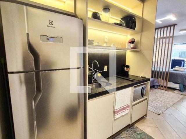 Apartamento à Venda Santa Cecília, 1 Quarto, 30 m2