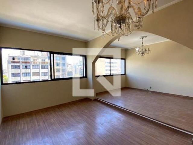 Apartamento à Venda Santa Cecília, 2 Quartos, 140 m2