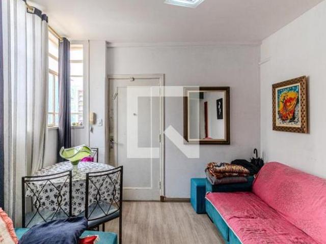 Apartamento à Venda Santa Cecília, 2 Quartos, 62 m2