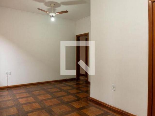 Apartamento à Venda Santa Cecília, 2 Quartos, 76 m² Porto Alegre