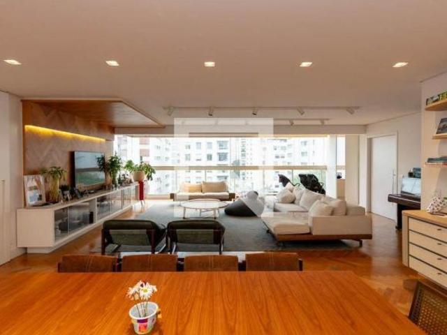 Apartamento à Venda Santa Cecília, 4 Quartos, 240 m2