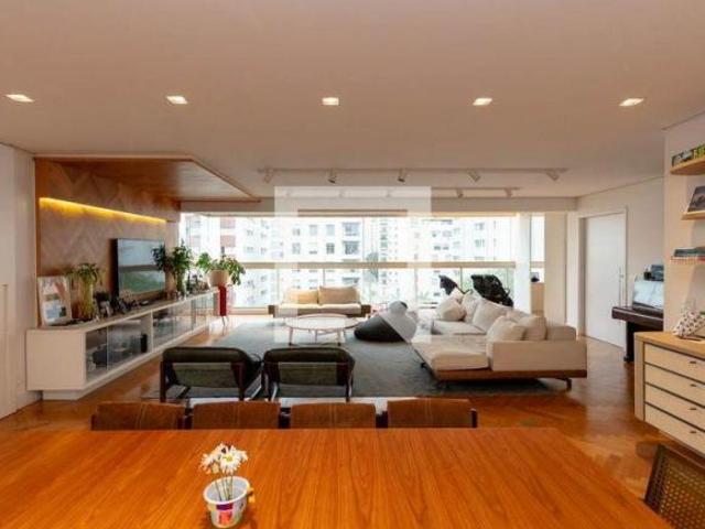 Apartamento à Venda Santa Cecília, 4 Quartos, 240 m2