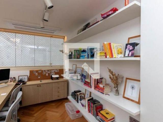 Apartamento à Venda Santa Cecília, 4 Quartos, 240 m2