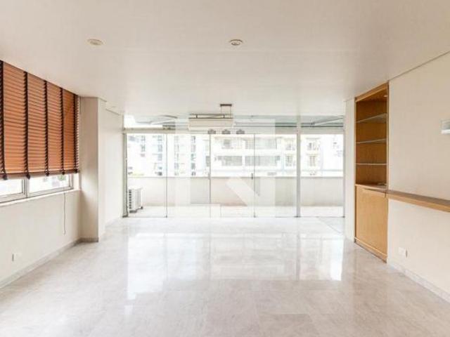 Apartamento à Venda Santa Cecília, 4 Quartos, 237 m² São Paulo