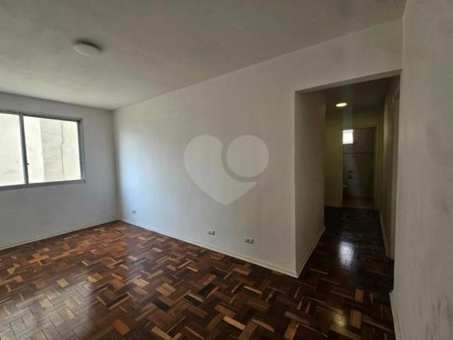Apartamento à venda, Santa Cecília, próximo ao metrô