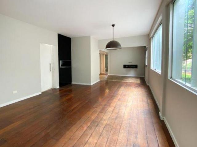 Apartamento à Venda Santa Lúcia, 3 Quartos, 130 m2