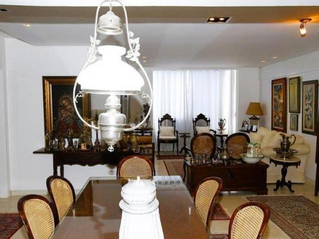 Apartamento à Venda Santa Lúcia, 3 Quartos, 179 m2