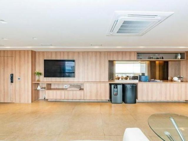 Apartamento à Venda Santa Lúcia, 3 Quartos, 225 m2