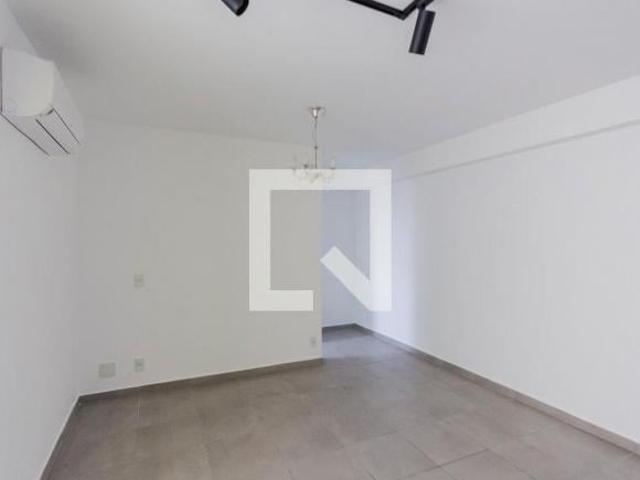 Apartamento à Venda Santa Teresinha, 1 Quarto, 36 m2
