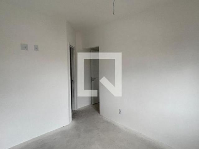 Apartamento à Venda Santa Teresinha, 2 Quartos, 56 m2