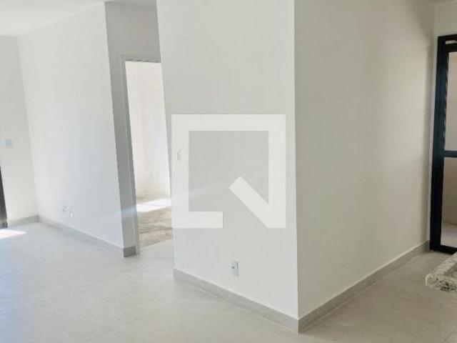 Apartamento à Venda Santa Teresinha, 2 Quartos, 60 m2