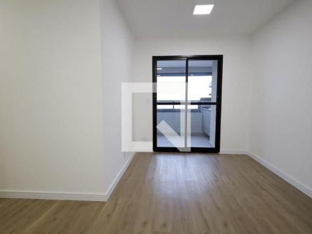 Apartamento à Venda Santa Teresinha, 2 Quartos, 64 m2