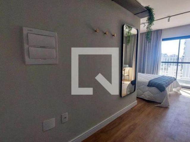 Apartamento à Venda Santo Amaro, 1 Quarto, 26 m2