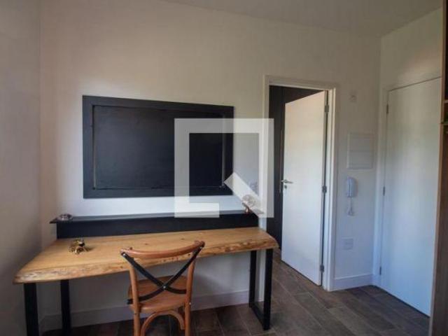 Apartamento à Venda Santo Amaro, 1 Quarto, 27 m2