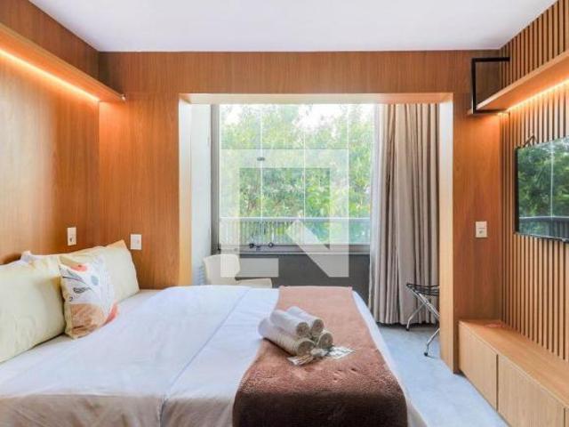 Apartamento à Venda Santo Amaro, 1 Quarto, 35 m2