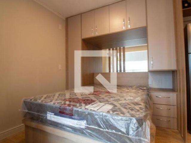 Apartamento à Venda Santo Amaro, 1 Quarto, 30 m2