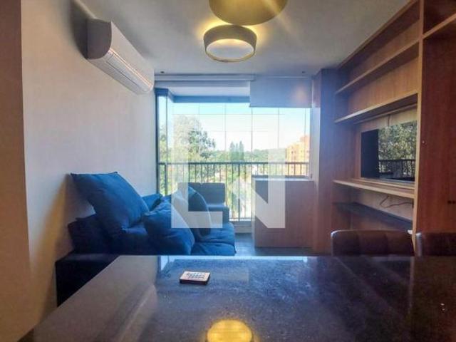 Apartamento à Venda Santo Amaro, 2 Quartos, 42 m2