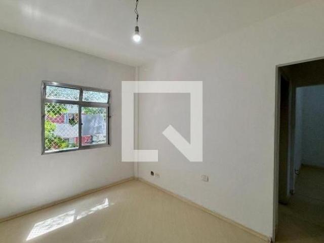 Apartamento à Venda Santo Amaro, 2 Quartos, 48 m2