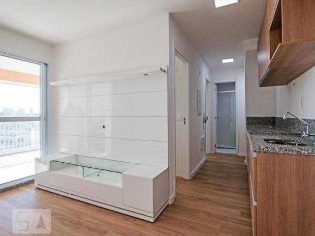 Apartamento à Venda Santo Amaro, 2 Quartos, 53 m2
