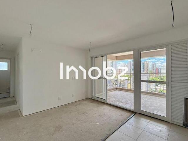 Apartamento à Venda Santo Amaro, 2 Quartos, 59 m2