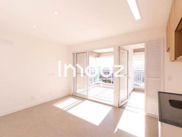 Apartamento à Venda Santo Amaro, 2 Quartos, 60 m2