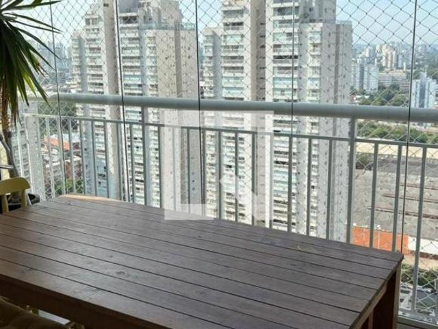 Apartamento à Venda Santo Amaro, 2 Quartos, 65 m2