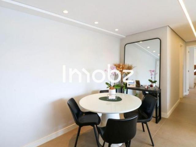 Apartamento à Venda Santo Amaro, 2 Quartos, 65 m2