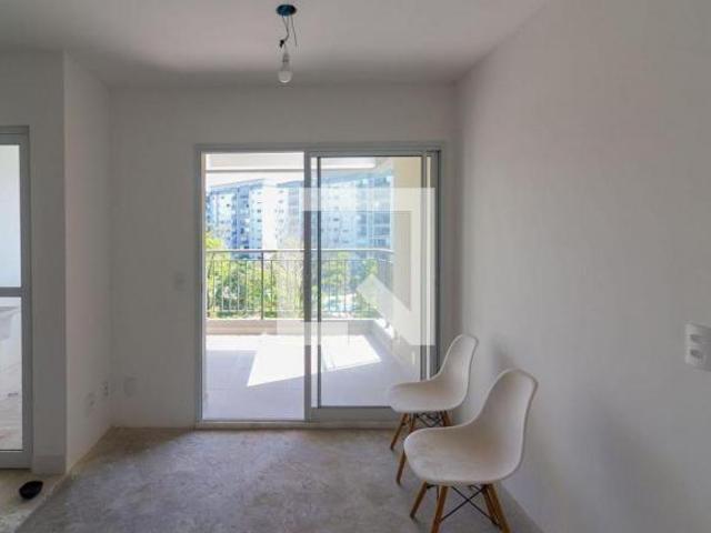 Apartamento à Venda Santo Amaro, 2 Quartos, 66 m2