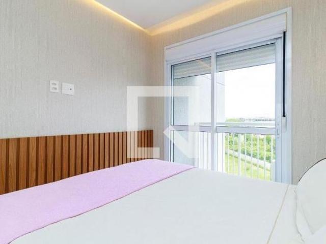 Apartamento à Venda Santo Amaro, 2 Quartos, 71 m2