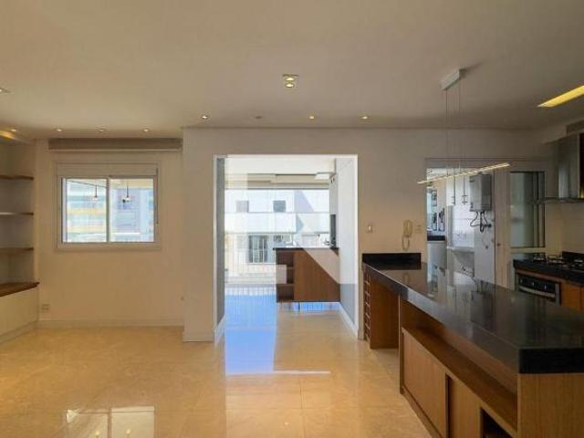 Apartamento à Venda Santo Amaro, 2 Quartos, 85 m2
