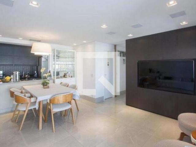 Apartamento à Venda Santo Amaro, 2 Quartos, 102 m2