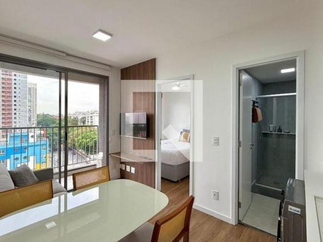 Apartamento à Venda Santo Amaro, 2 Quartos, 37 m2