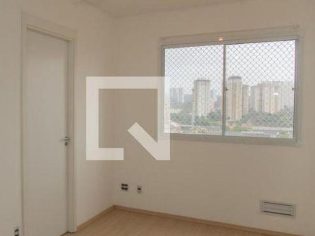 Apartamento à Venda Santo Amaro, 2 Quartos, 34 m2