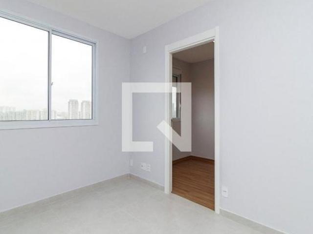 Apartamento à Venda Santo Amaro, 2 Quartos, 34 m2