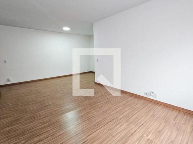Apartamento à Venda Santo Amaro, 3 Quartos, 85 m2