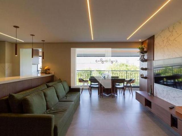 Apartamento à Venda Santo Amaro, 3 Quartos, 113 m2