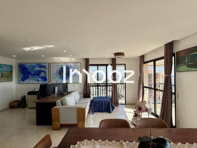 Apartamento à Venda Santo Amaro, 3 Quartos, 148 m2