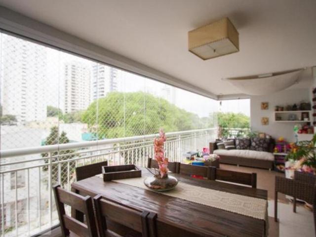 Apartamento à Venda Santo Amaro, 4 Quartos, 134 m2