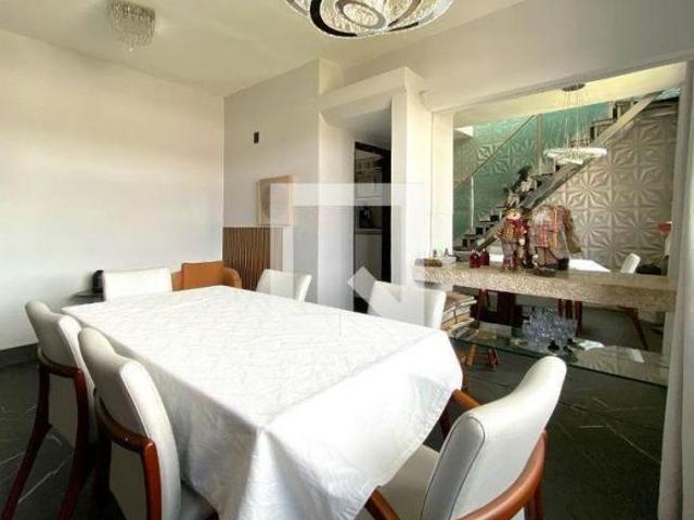 Apartamento à Venda Santo Antônio, 3 Quartos, 1600 m² Belo Horizonte
