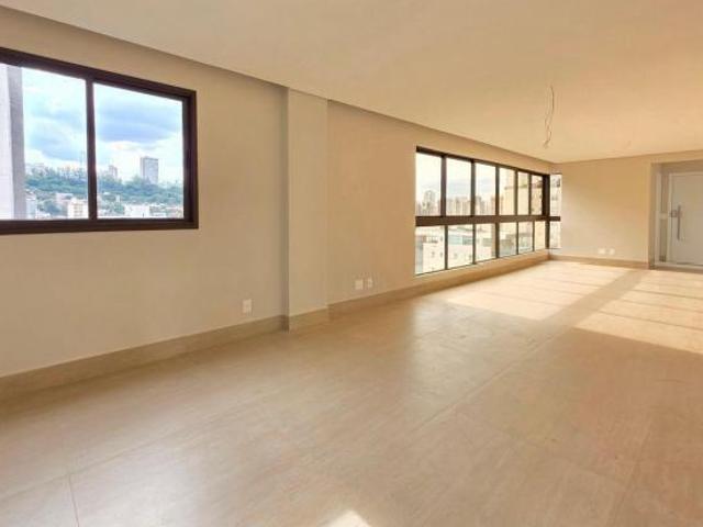 Apartamento à Venda Santo Antônio, 3 Quartos, 138 m2
