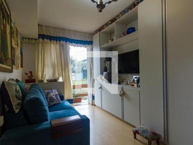 Apartamento à Venda Santo Antônio, 1 Quarto, 39 m² Porto Alegre