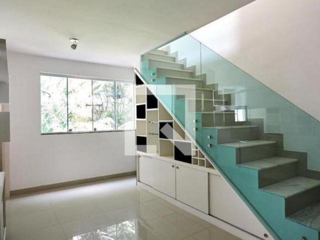 Apartamento à Venda Santo Antônio, 2 Quartos, 140 m² Belo Horizonte