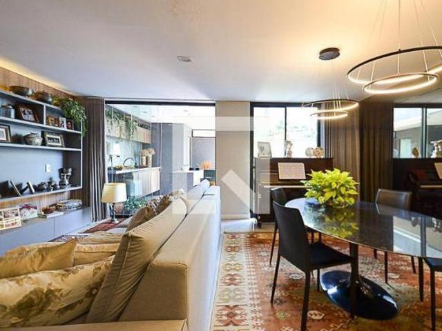 Apartamento à Venda Santo Antônio, 2 Quartos, 164 m² Belo Horizonte
