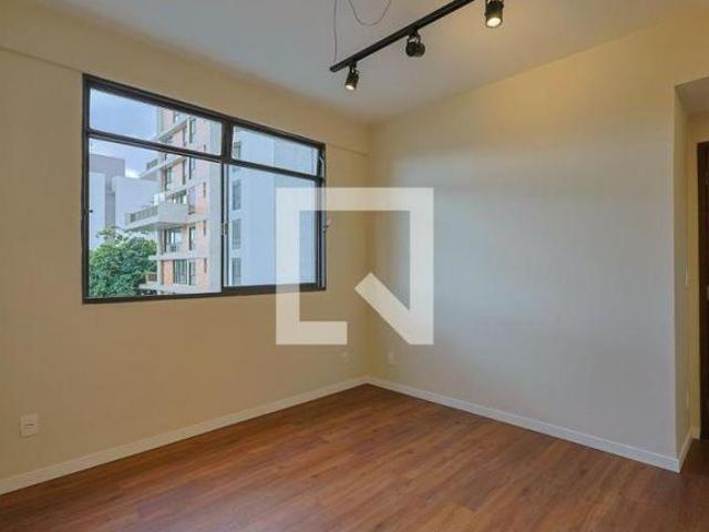 Apartamento à Venda Santo Antônio, 2 Quartos, 65 m² Belo Horizonte