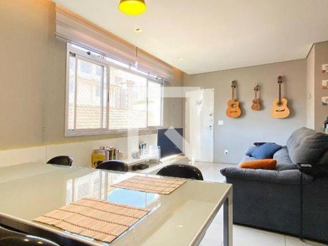Apartamento à Venda Santo Antônio, 2 Quartos, 75 m² Belo Horizonte