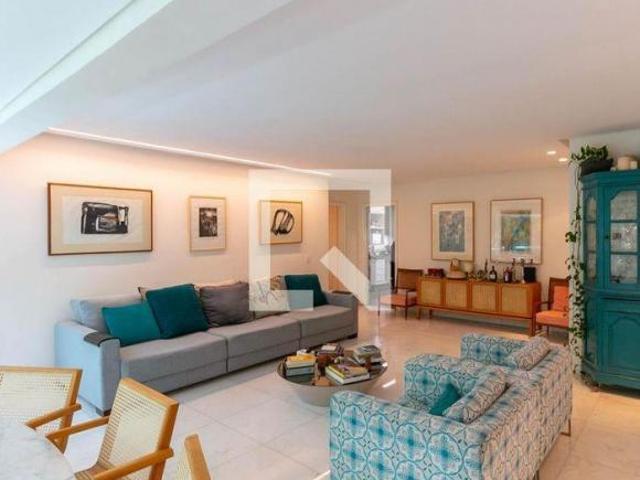 Apartamento à Venda Santo Antônio, 4 Quartos, 170 m² Belo Horizonte