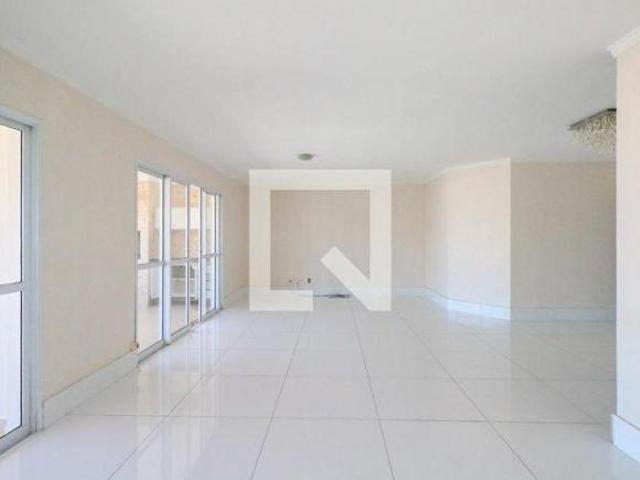 Apartamento à Venda Santo Antônio, 4 Quartos, 243 m² São Caetano do Sul