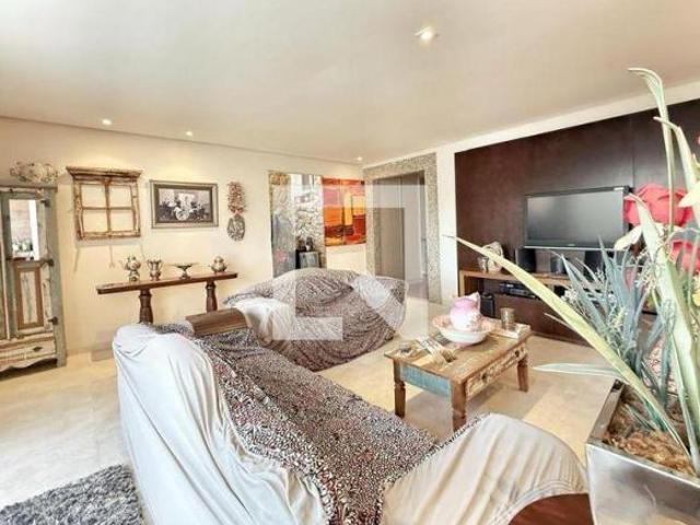 Apartamento à Venda Santo Antônio, 4 Quartos, 200 m² Belo Horizonte