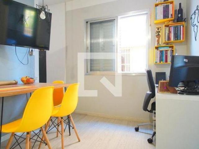 Apartamento à Venda Sarandi, 1 Quarto, 33 m² Porto Alegre
