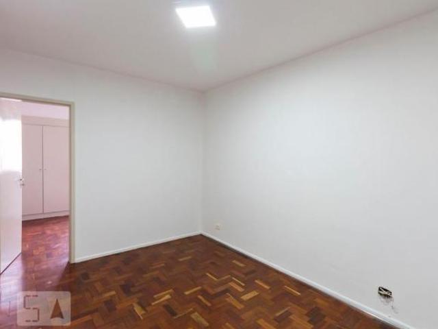Apartamento à Venda Saúde, 2 Quartos, 60 m2